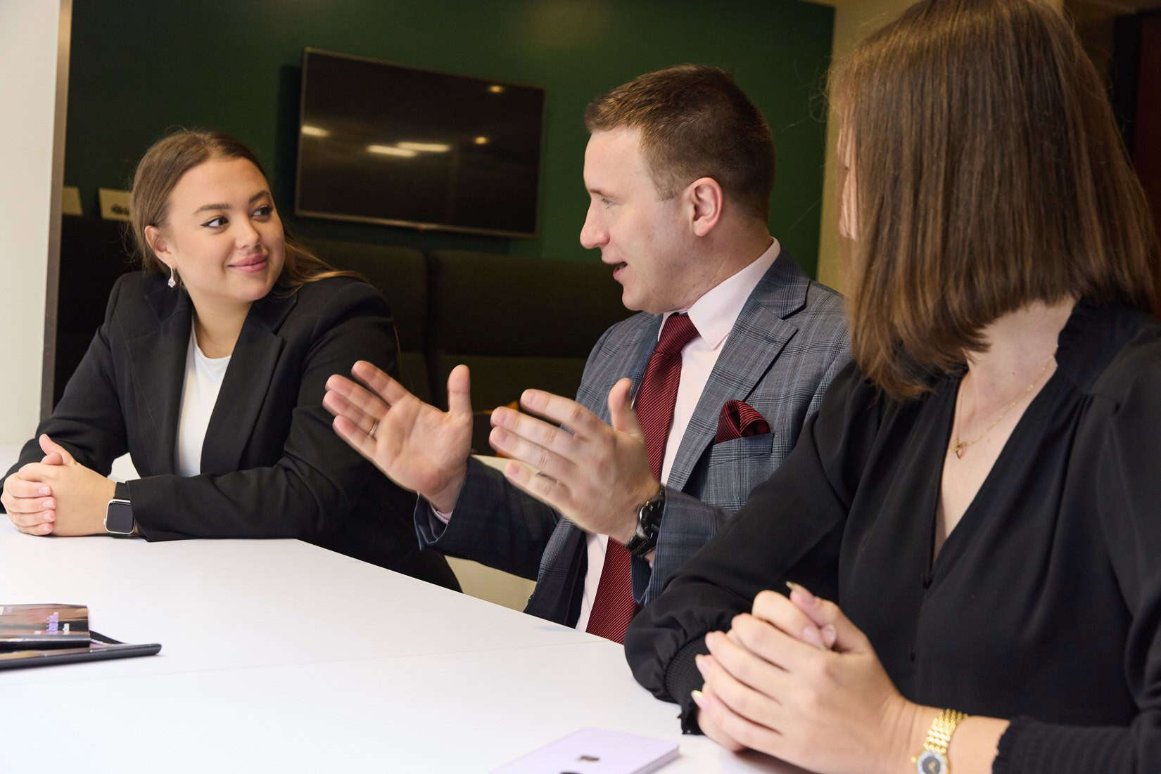 EB-3 for IT professionals: combating visa queues - Personalized Immigration Services from Arvian ...